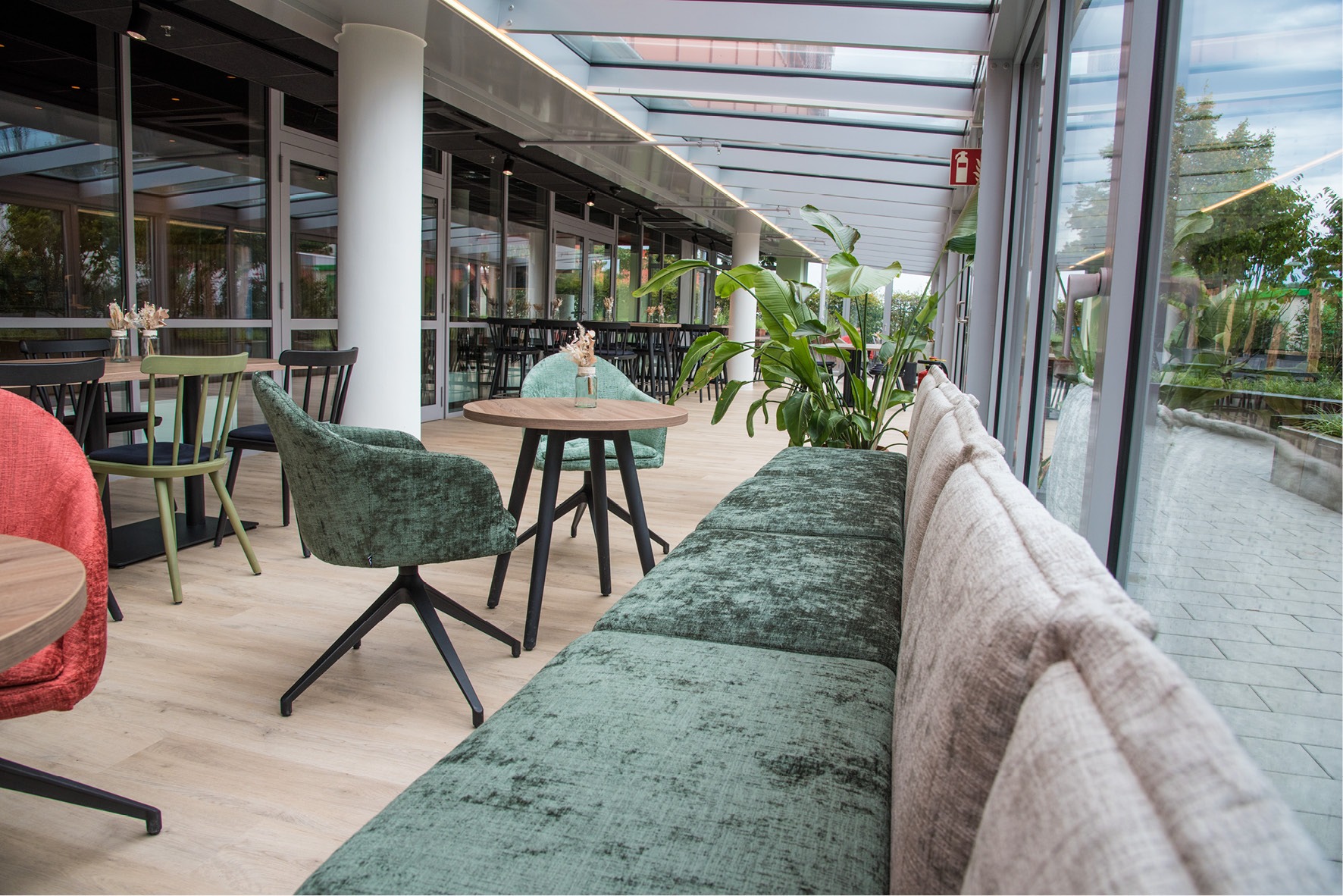 Esstisch Fynn 30118 - Schnieder sitzt Möbel für gute Gäste